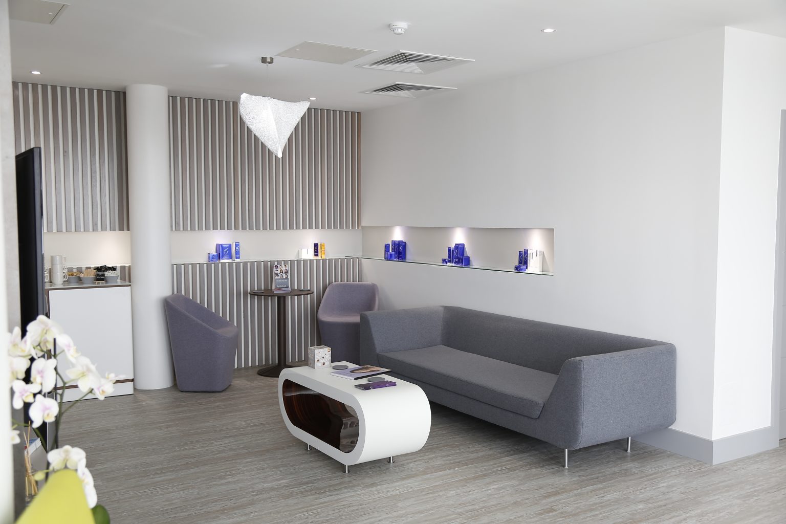 LASE Cosmetic - Expert Thigh Lift Surgery